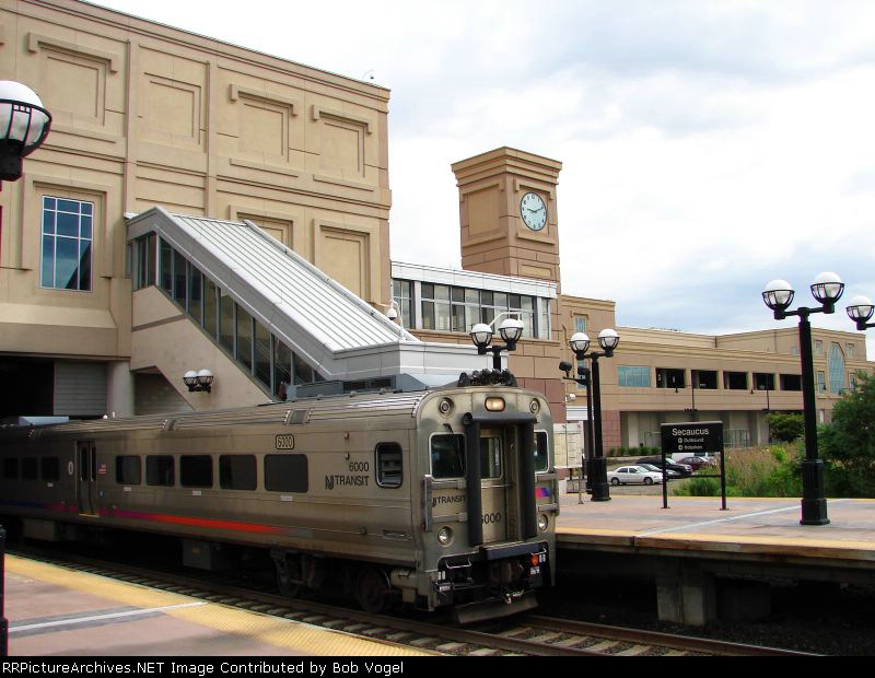 NJT Comet V 6000